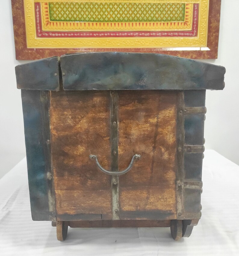 Wooden Vintage Trunk Box With Wheels Vintage Indian Sandook - Etsy