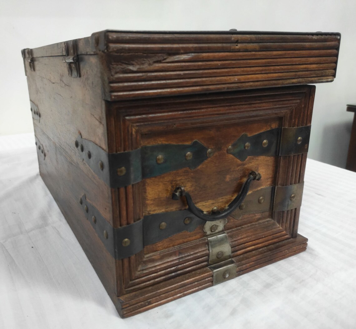 Wooden Vintage Trunk Box Vintage Indian Sandook Box | Etsy UK