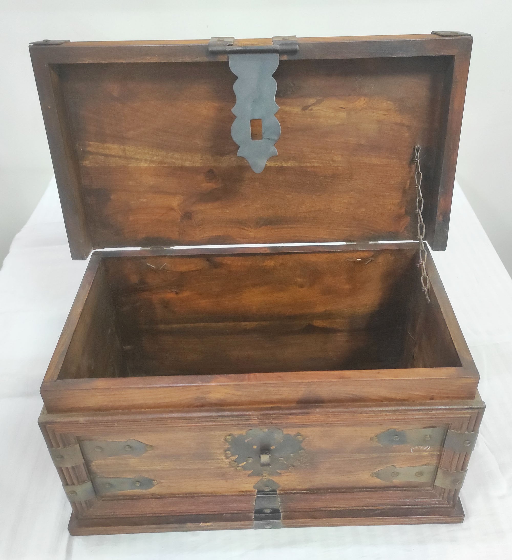 Wooden Vintage Trunk Box , Vintage Indian Sandook Box , Handmade ...