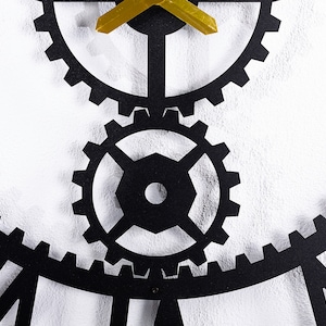 Queen Metal Extra Large Wall Clock, Silent Oversize Clock, Unique Art ...