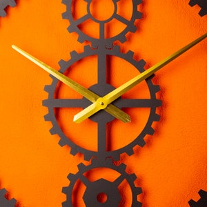 Queen Metal Extra Large Wall Clock, Silent Oversize Clock, Unique Art ...