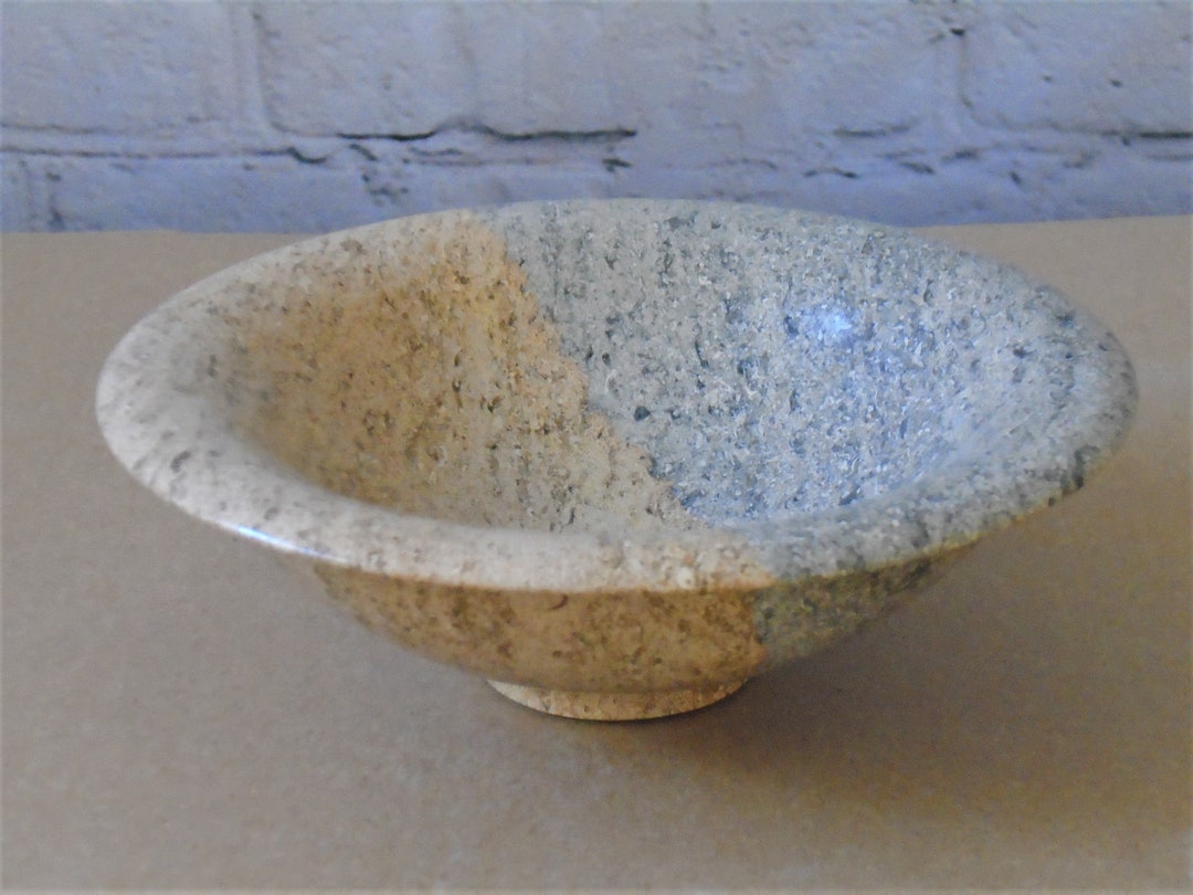 A Small Ancaster Weatherbed Limestone Bowl. - Etsy.de