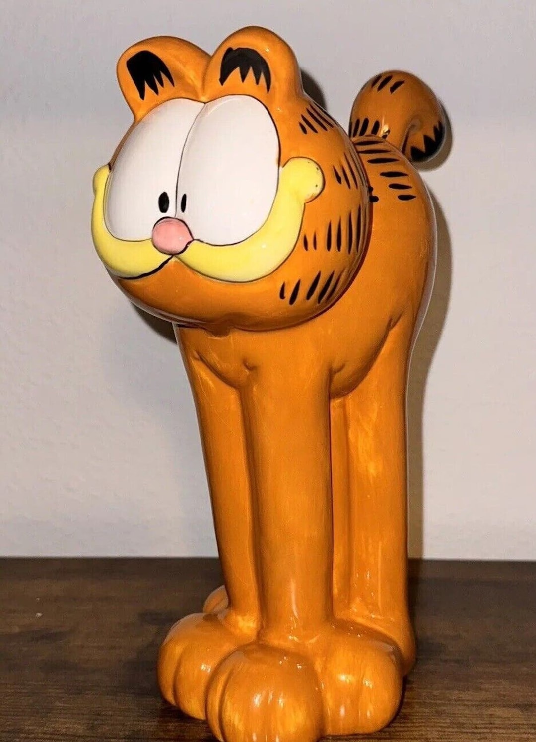 Vintage Burton Garfield the Cat Ceramic Vase Paws 9 in Tall Excellent ...