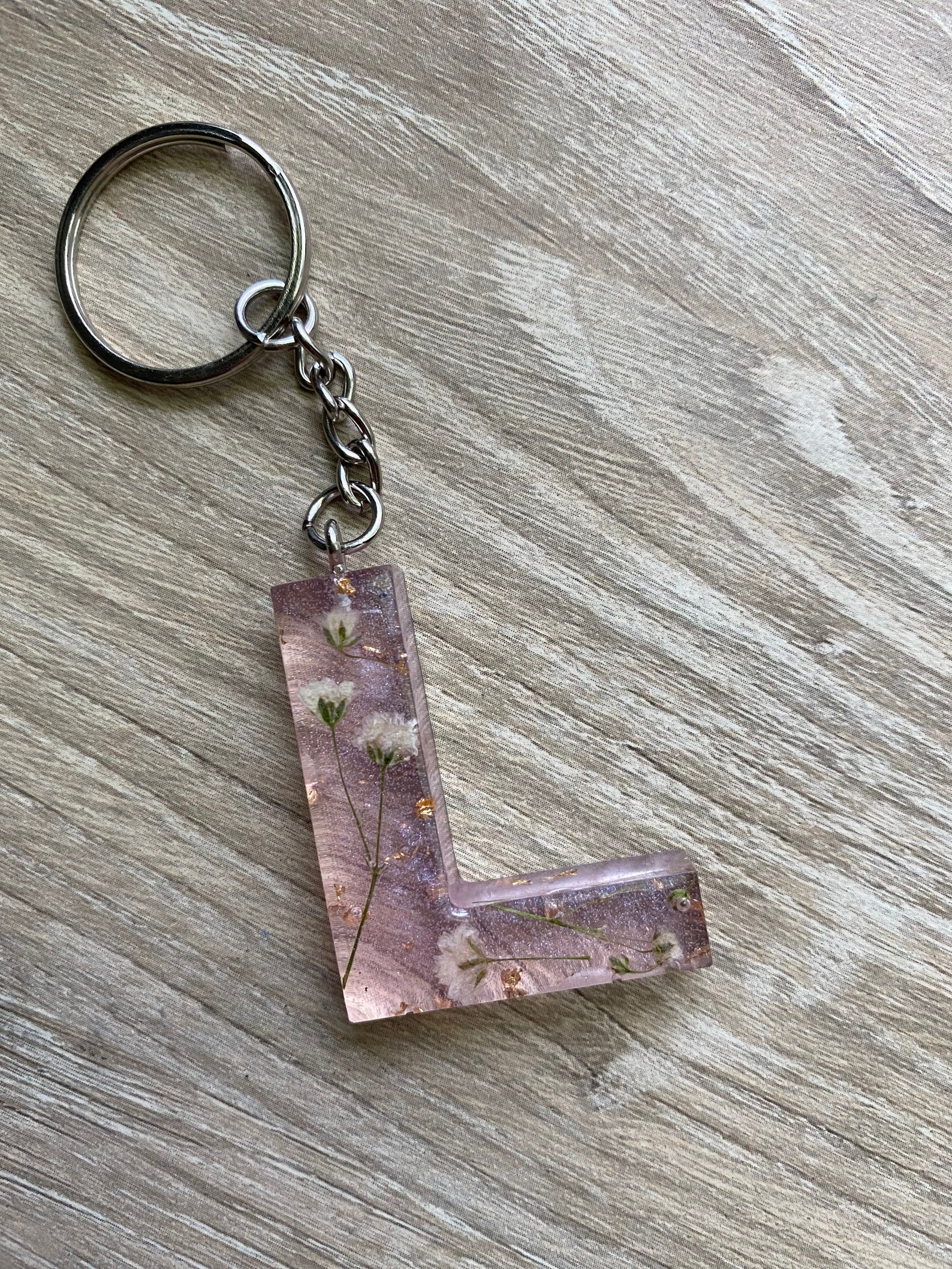 Pink letter L keychain with white flowers and gold leaf | Etsy
