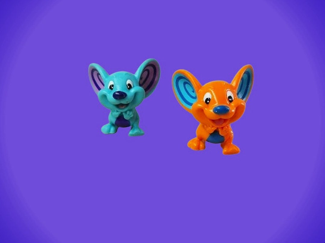 Hasbro Game 2 Little Mice Figures From the 3-inch Blue and Orange Mouse ...