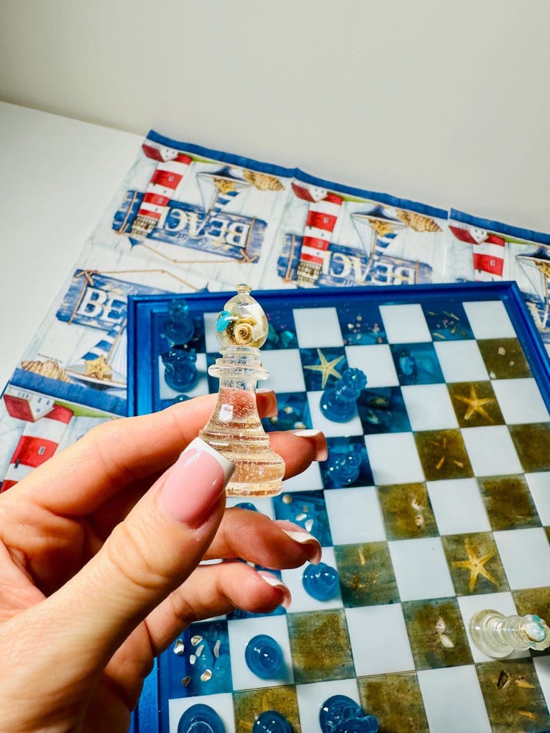 Handmade Epoxy Resin Chess Set: Ocean Style Starfish Chessboard - Etsy