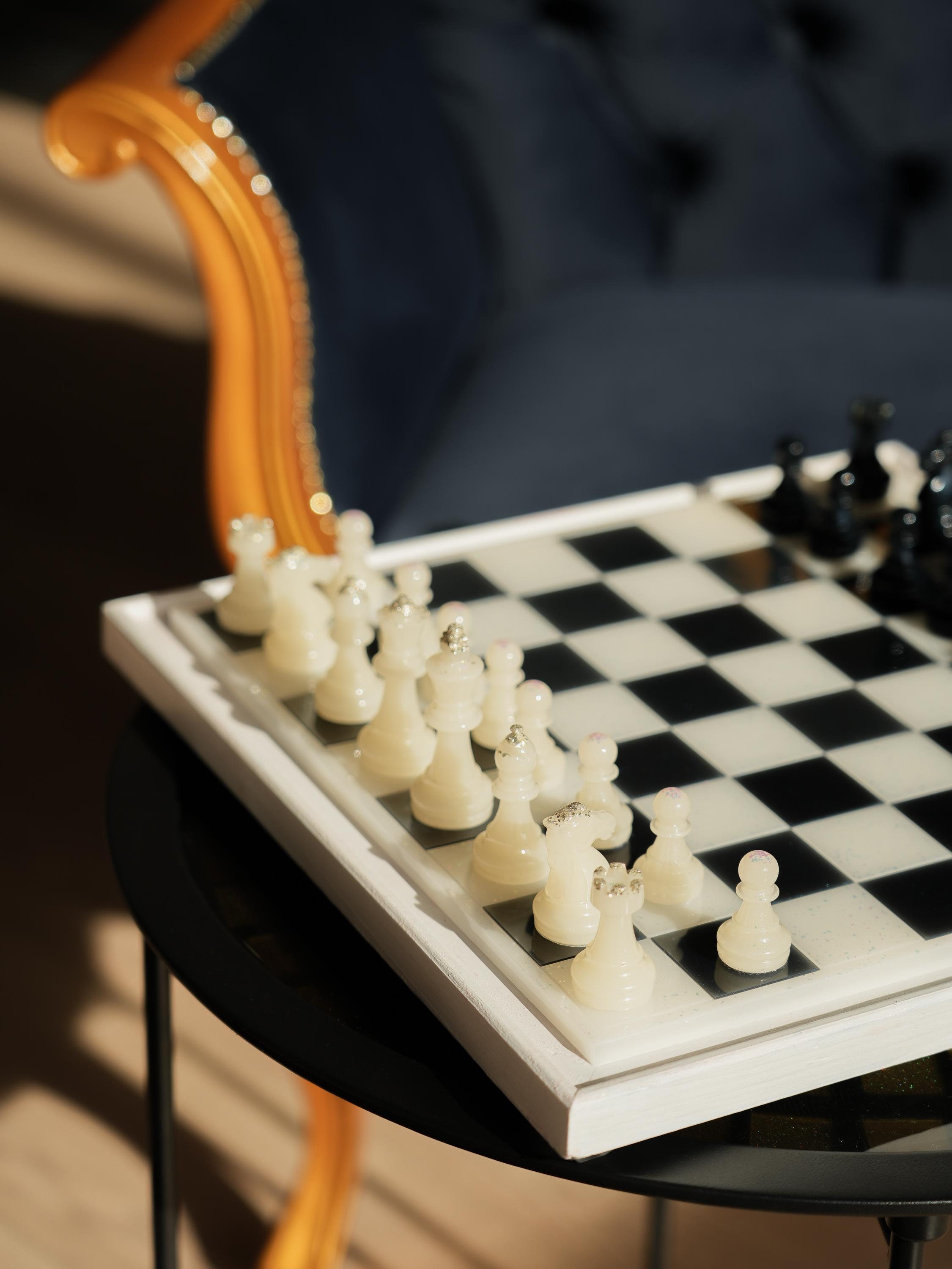 Custom Chess Board, Epoxy Chess Pieces and Chess Board Set, Unique ...