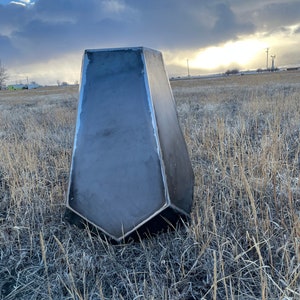 Modern Tulip Metal Planter - Etsy