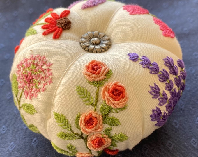 Lavender Bouquet Pincushion Purplebrazilian - Etsy