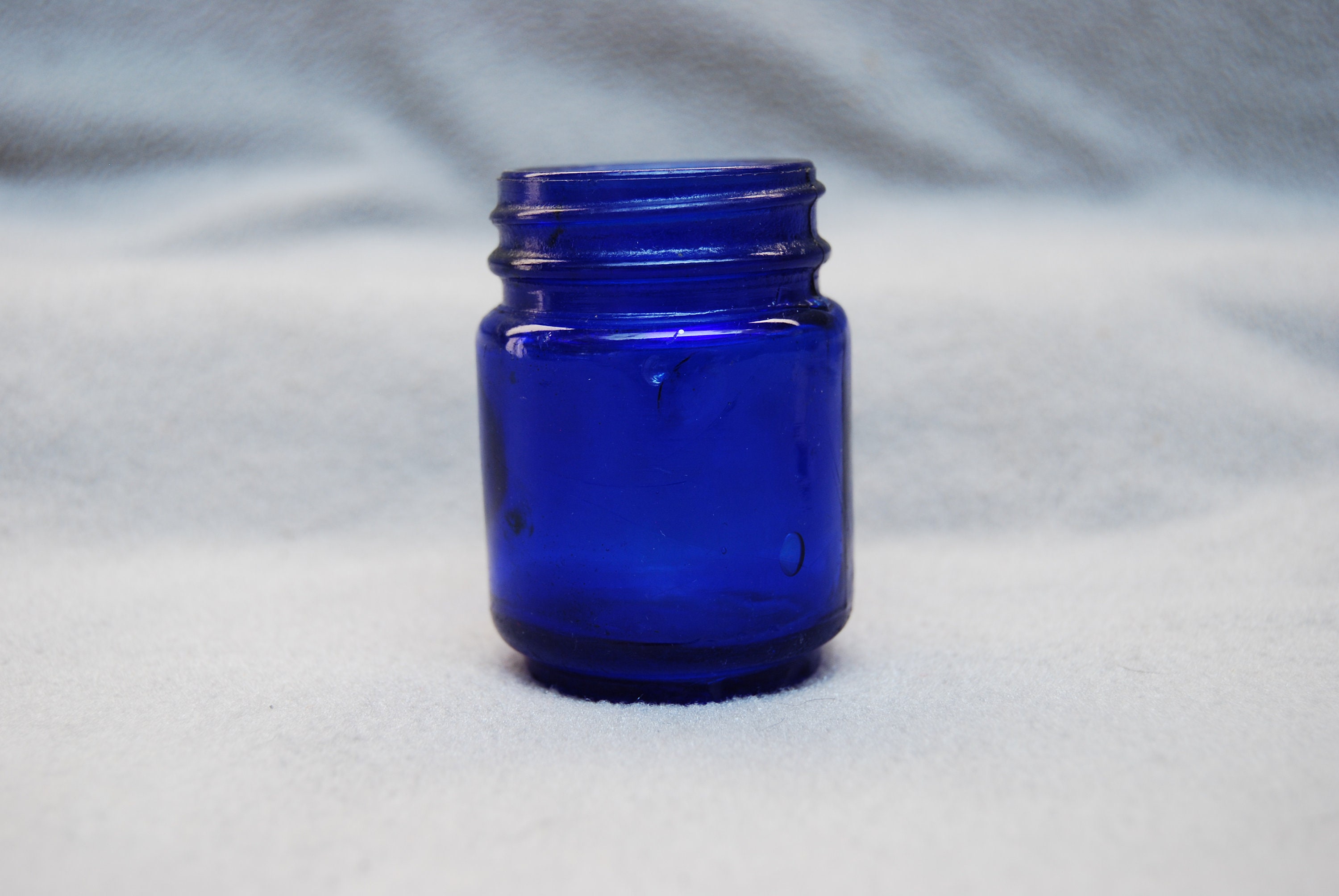 Vicks Vaporub Salve, Cobalt Blue Jar, Vintage Farmhouse Decor - Etsy