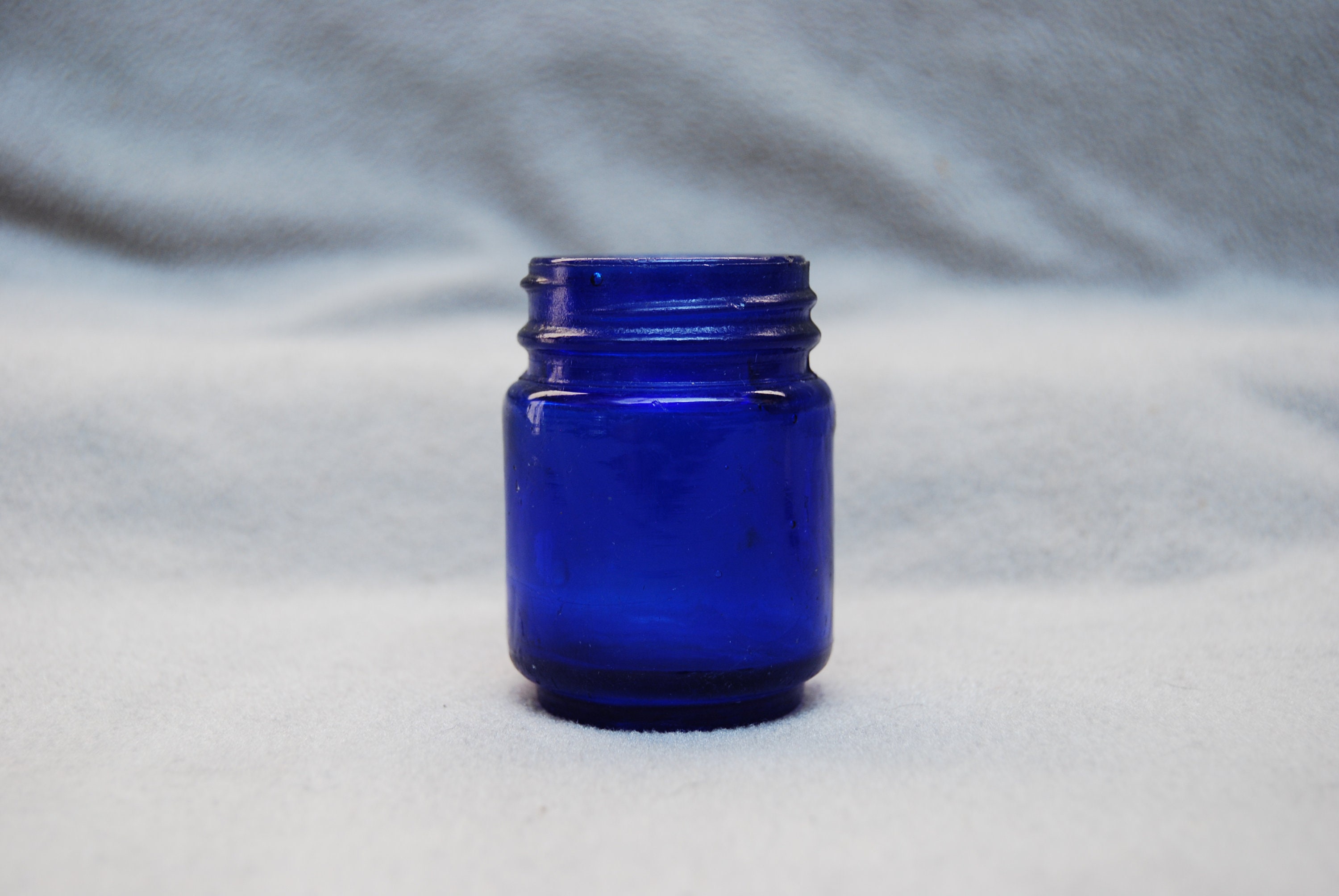 Vicks Vaporub Salve, Cobalt Blue Jar, Vintage Farmhouse Decor - Etsy