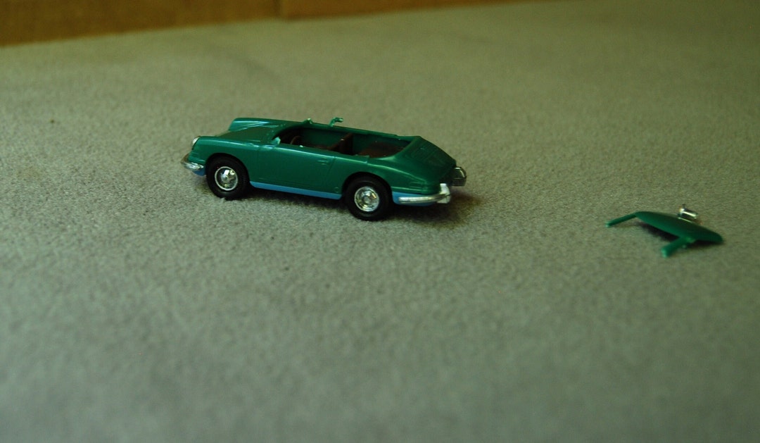 Mini-lindy Porsche-targa, Build 'N Collect Series No. 26, the Lindberg ...