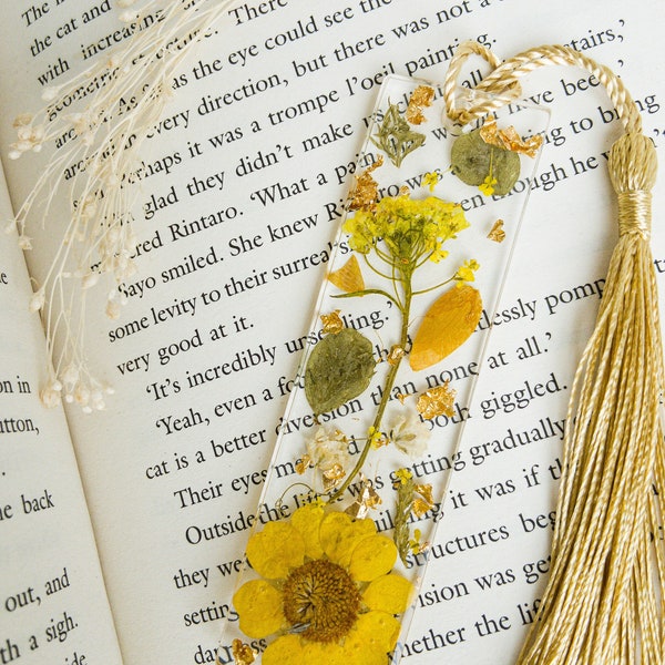 Flower Bookmark - Etsy