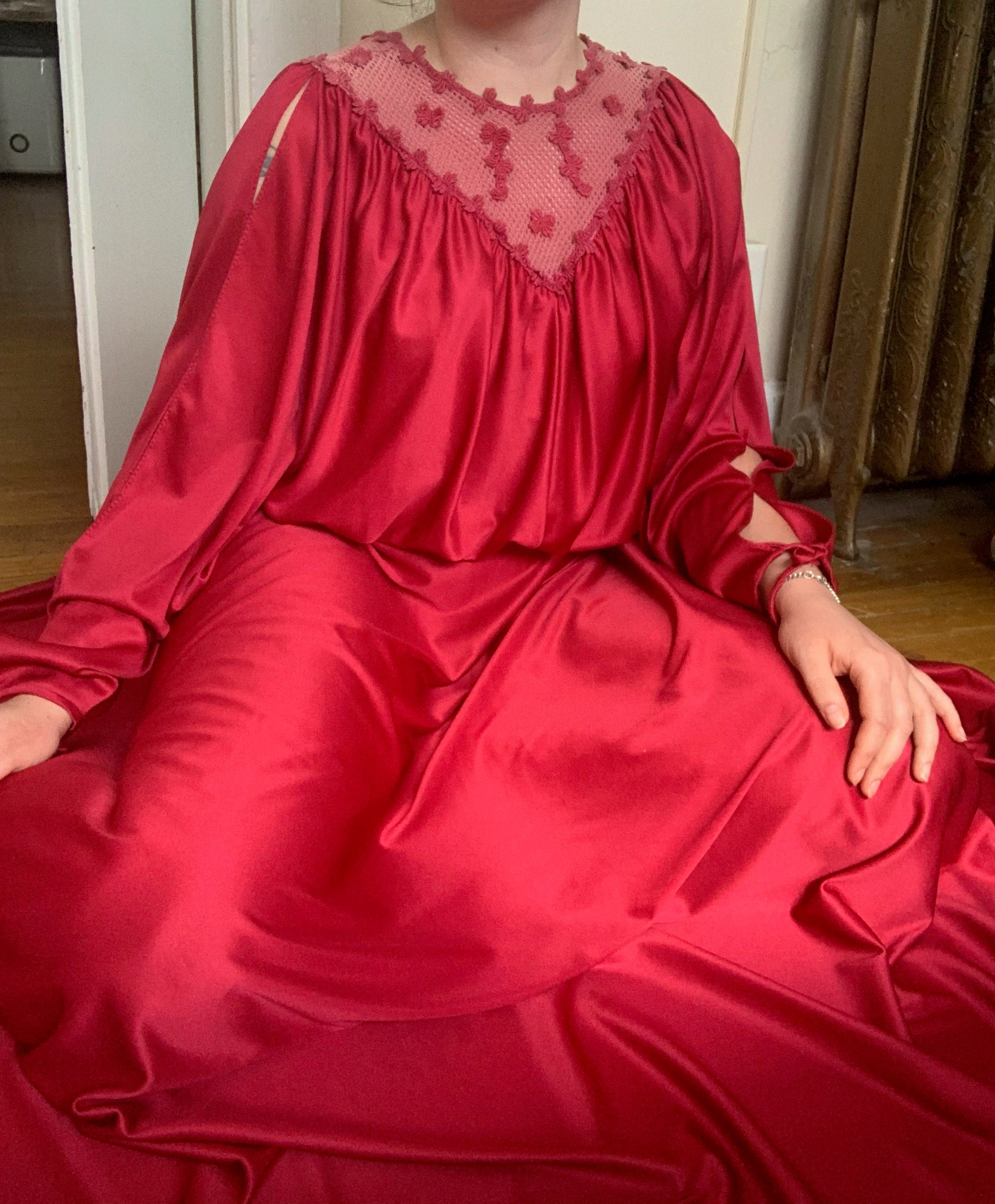 70's Liquid Satin Gown - Etsy