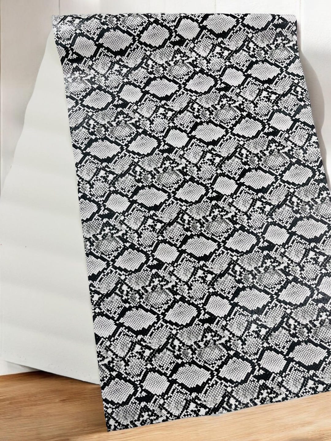 White/black Snake Skin Embossed Vinyl - Python Snake Upholstery ...