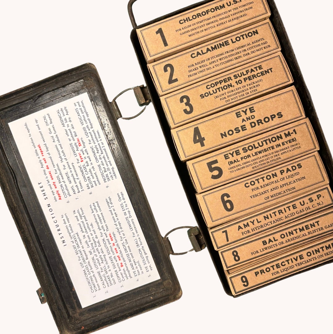 WW2 Film Prop Medic Set Boxes for US Reenactment for Vintage Vehicles ...