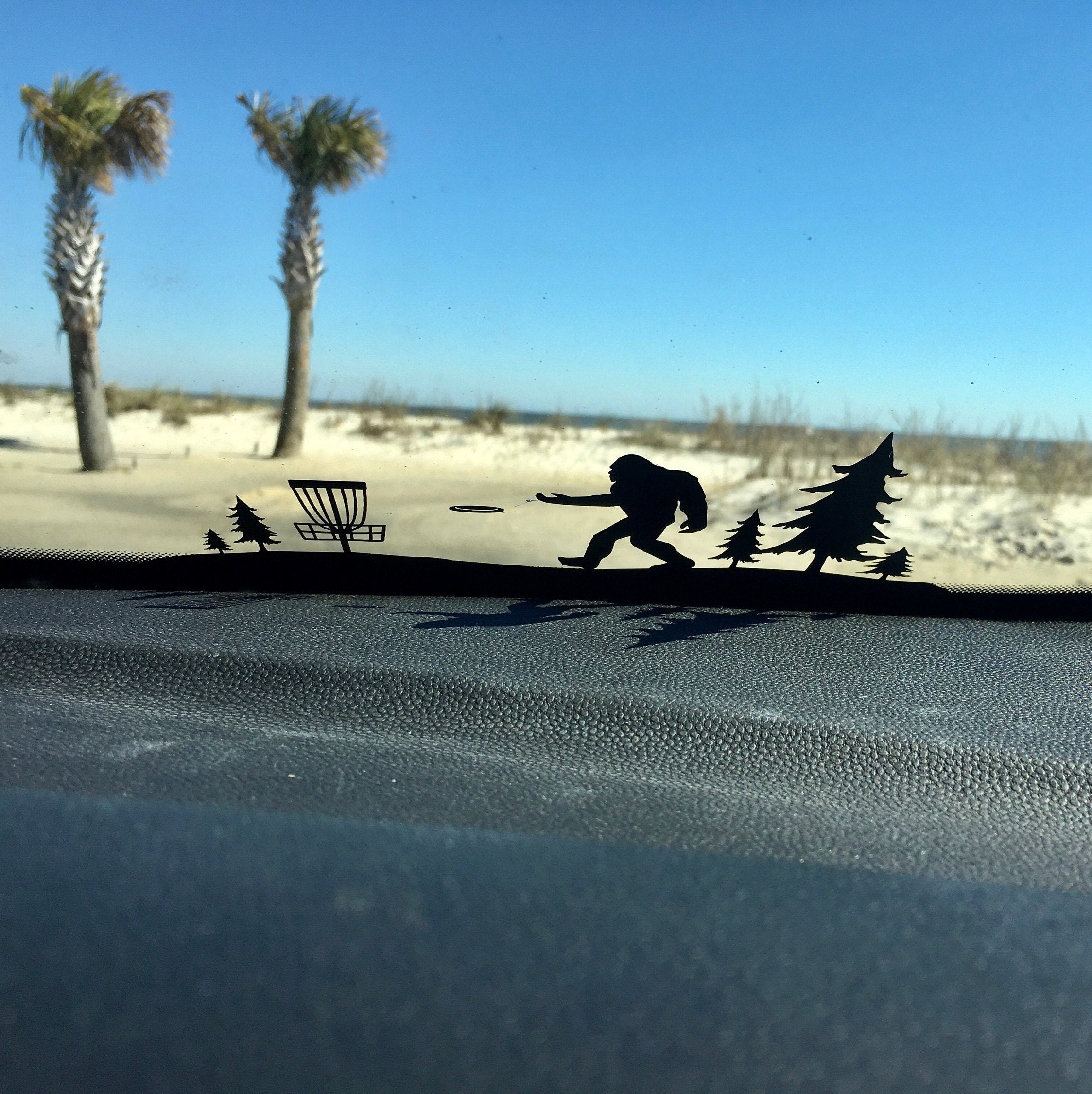 Disc Golf Sasquatch Window Decal - Etsy.de
