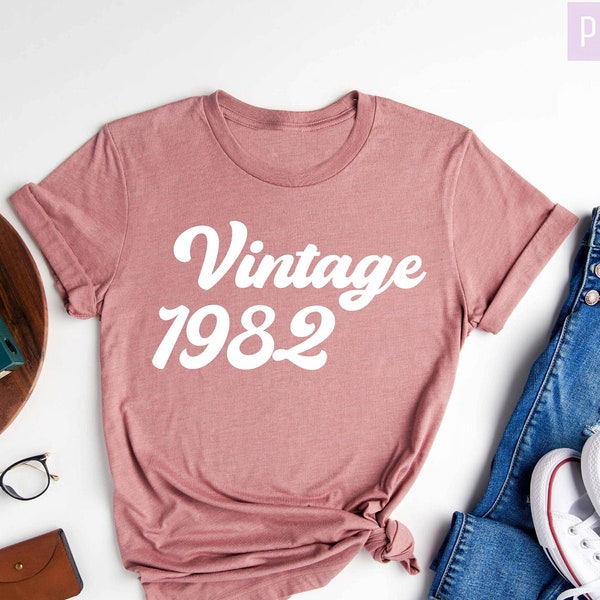 Vintage 1982 Tshirt - Etsy