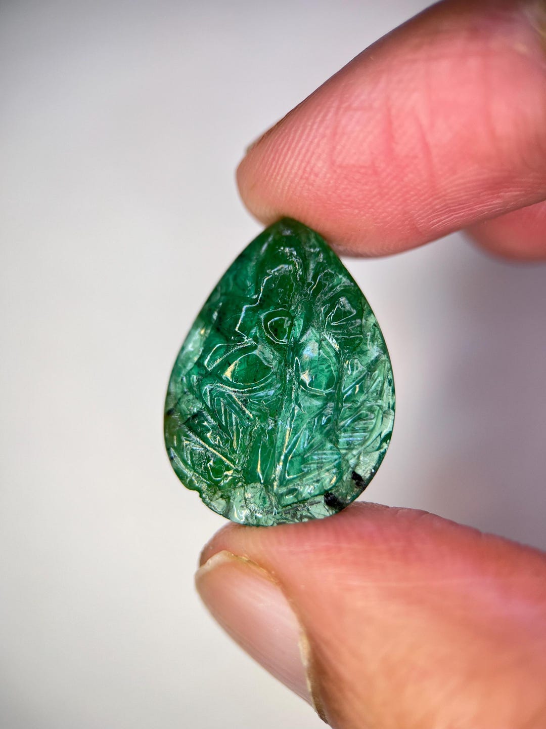 Top Grade Natural Emerald Pear Shape Flower Carving - Best Floral ...