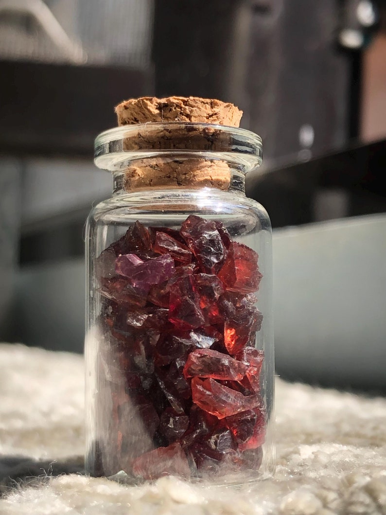 Small Red Crystal Container, 40mm, Natural Gemstone Bottle, Home Decor ...