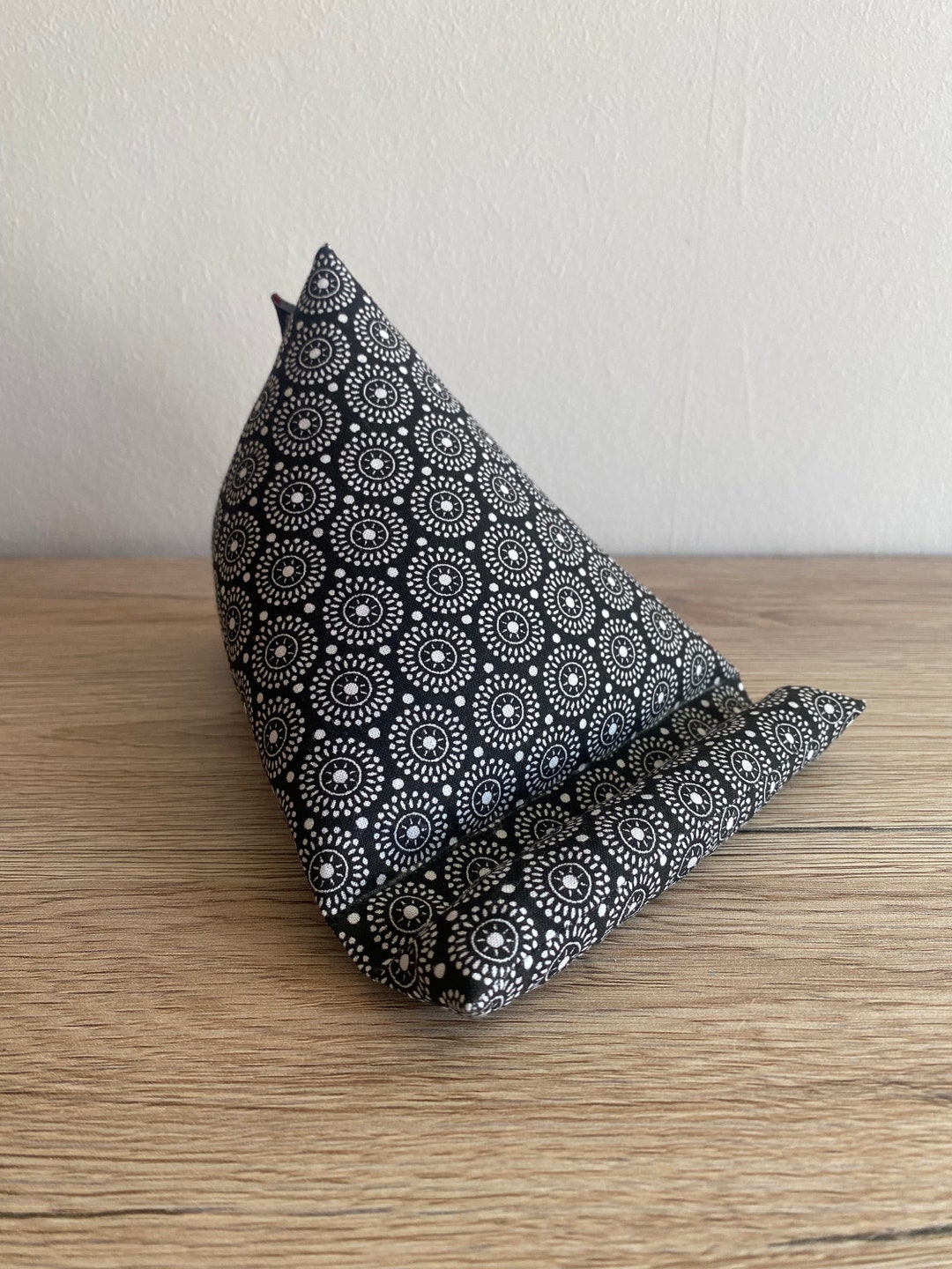 Mobile Phone Cushion, Mobile Phone Beanbag, Mobile Phone Holder, Mobile ...