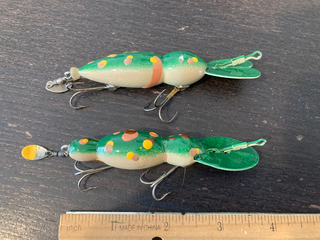 SV24.010 HELLBENDER & WATER DOG Vintage Lures - Etsy