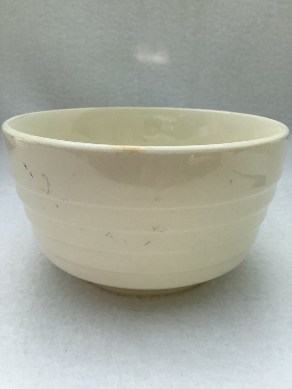 Small Vintage Made in USA Ribbed Bowl Cream Colored Bowl | Etsy