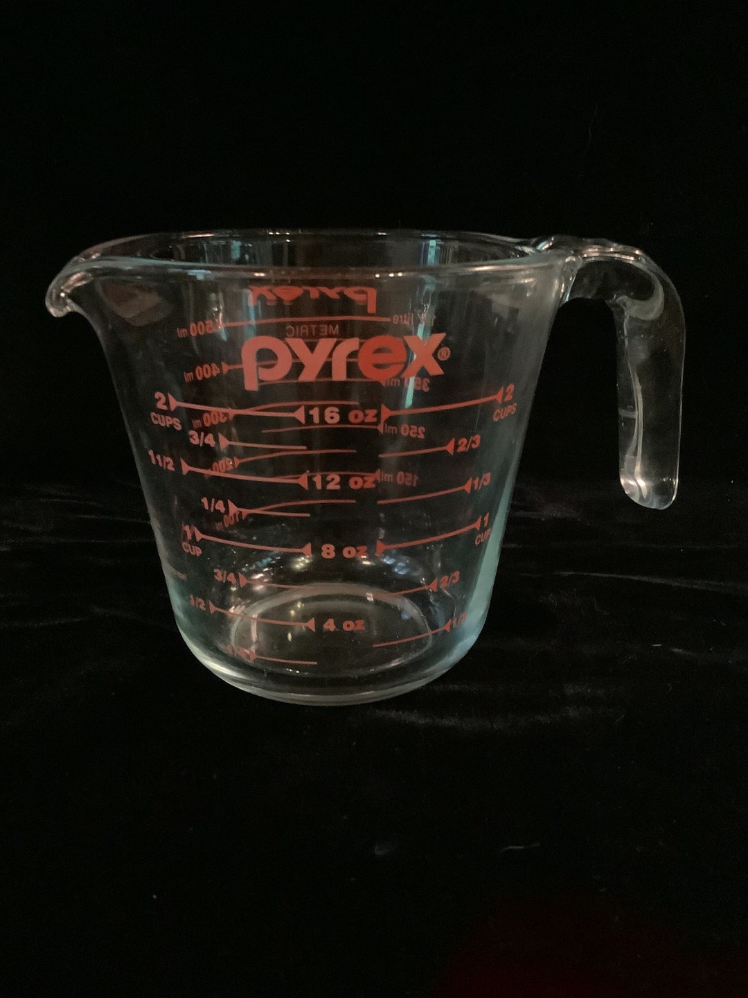Vintage Pyrex 2C Measuring Cup - Etsy