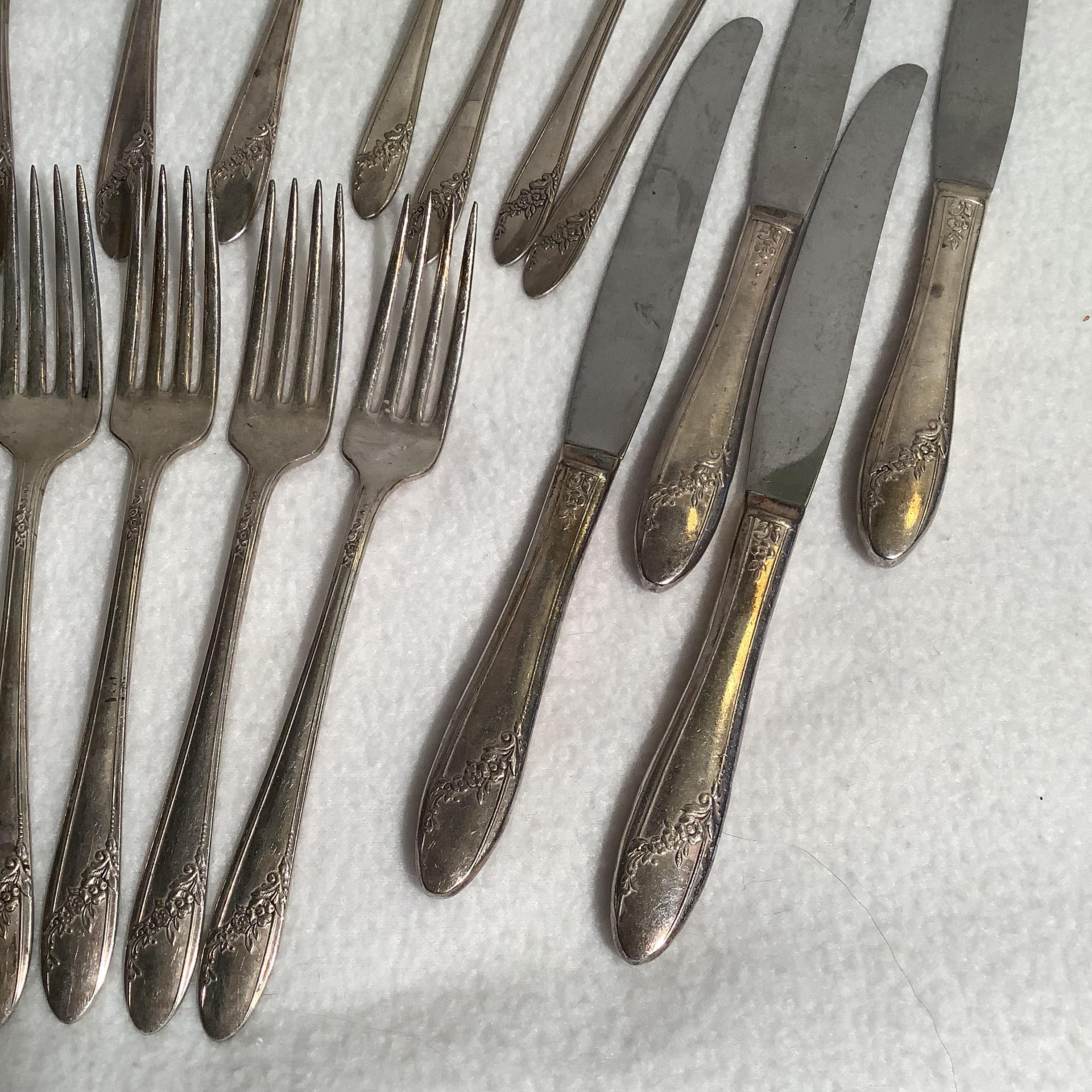 Tudor Plate Oneida Community Silverware 22 Pieces Queen Bess Pattern - Etsy