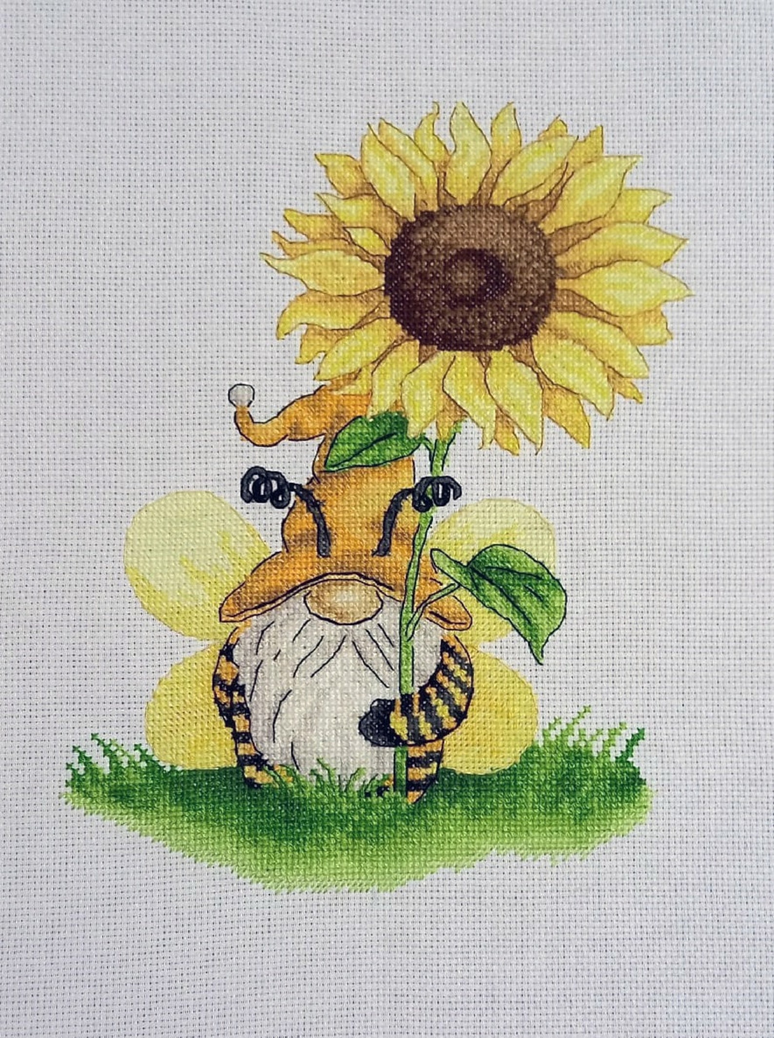 Cross Stitch Pattern Gnome Dwarf Xstitch Sunflower PDF Instant - Etsy
