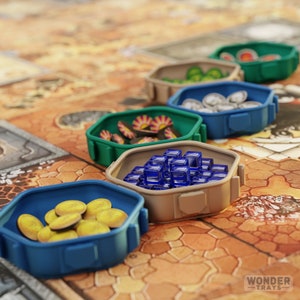 Wonder Trays - 6 Pack Hexagonal Board Game Token Trays ...