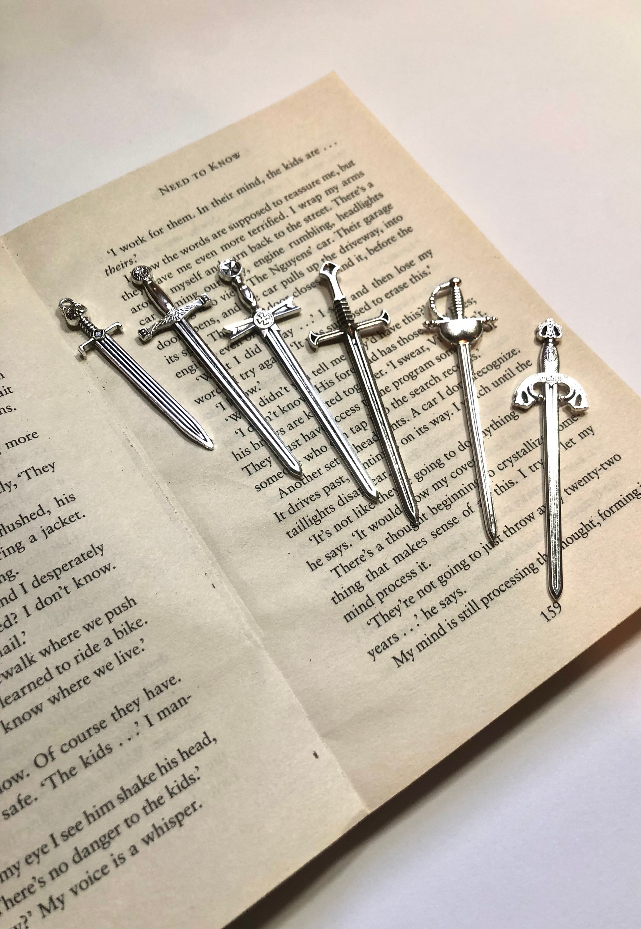 Mini Metal Sword Bookmark Historic Weapon Page Saver Cast Alloy Gift ...