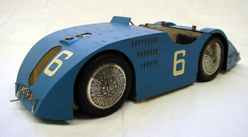 Bugatti Tank Type T32 Automobile 1/13.5 Scale Limited Hand Made Model ...