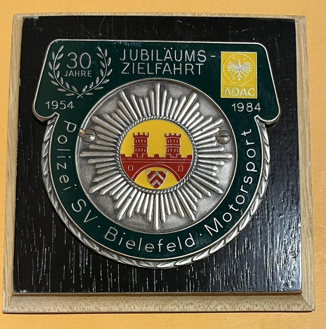 Badge Auto Car German Rally Tour Club Grille Plaque ADAC #2258 1984 ...