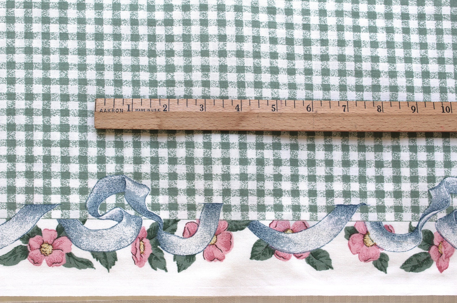 Daisy Kingdom, 1997, Vintage Daisy Kingdom Border Fabric, 3214 toy ...