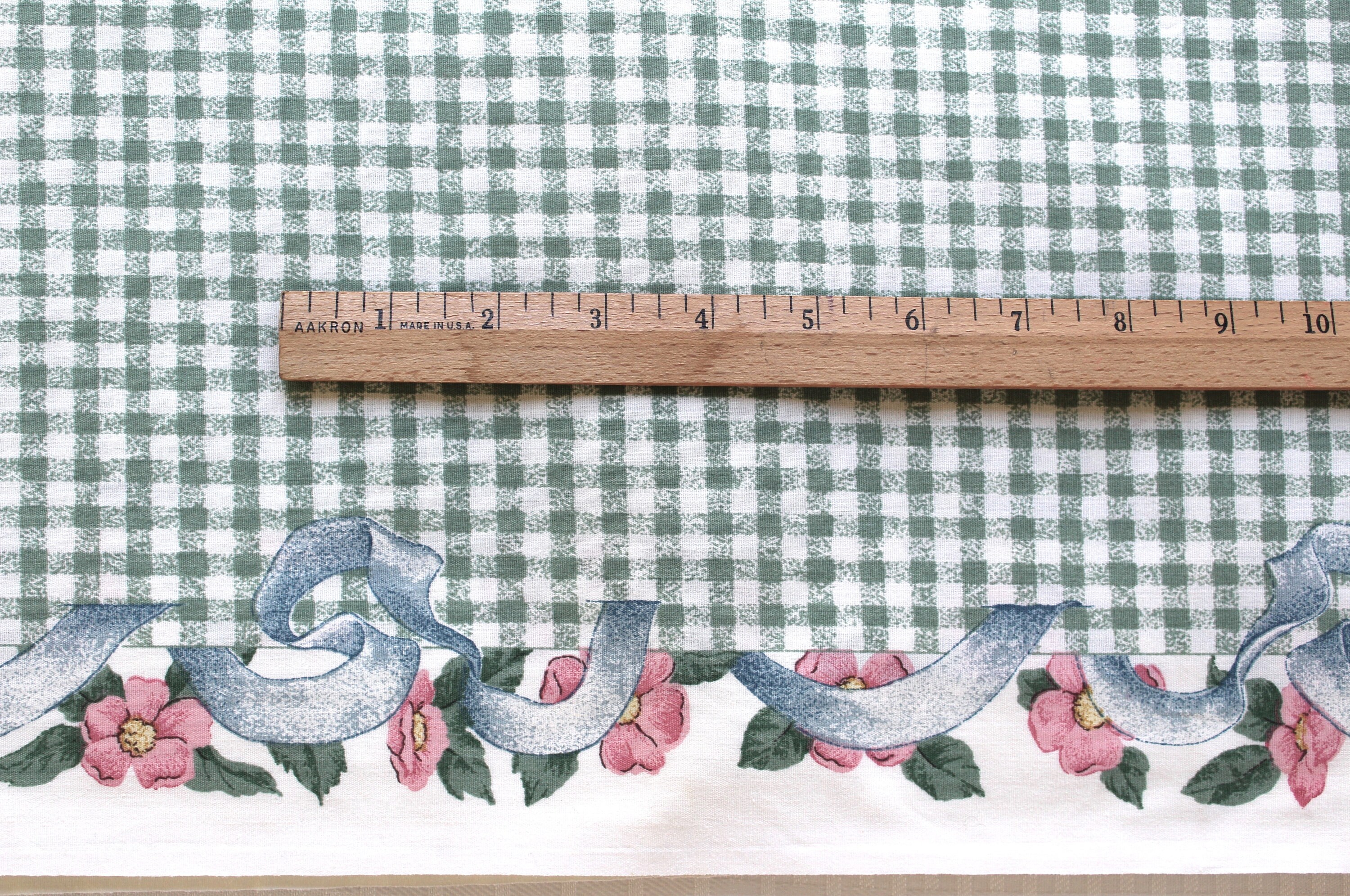 Daisy Kingdom, 1997, Vintage Daisy Kingdom Border Fabric, 3214 toy ...