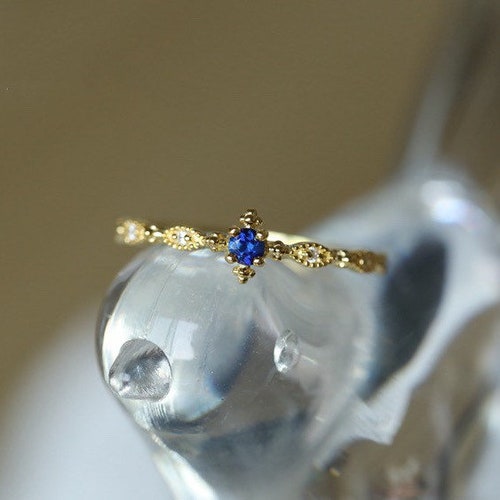 14K Gold Vintage Minimalist Sapphire Engagement Ring for - Etsy