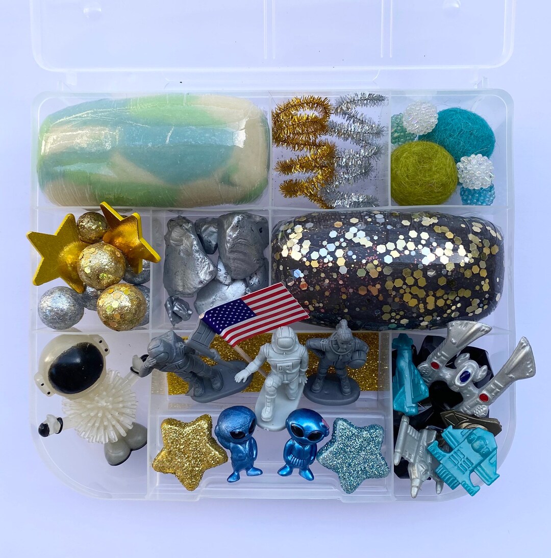 Space Play Dough Kit, Astronaut Toy, Space Toy, Alien Toy, Playdoh Kit ...