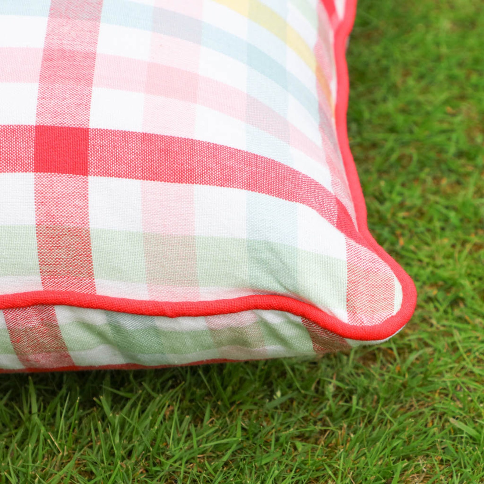 Set of 2 XL Gingham Print Garden Cushions Outdoor Furniture - Etsy UK