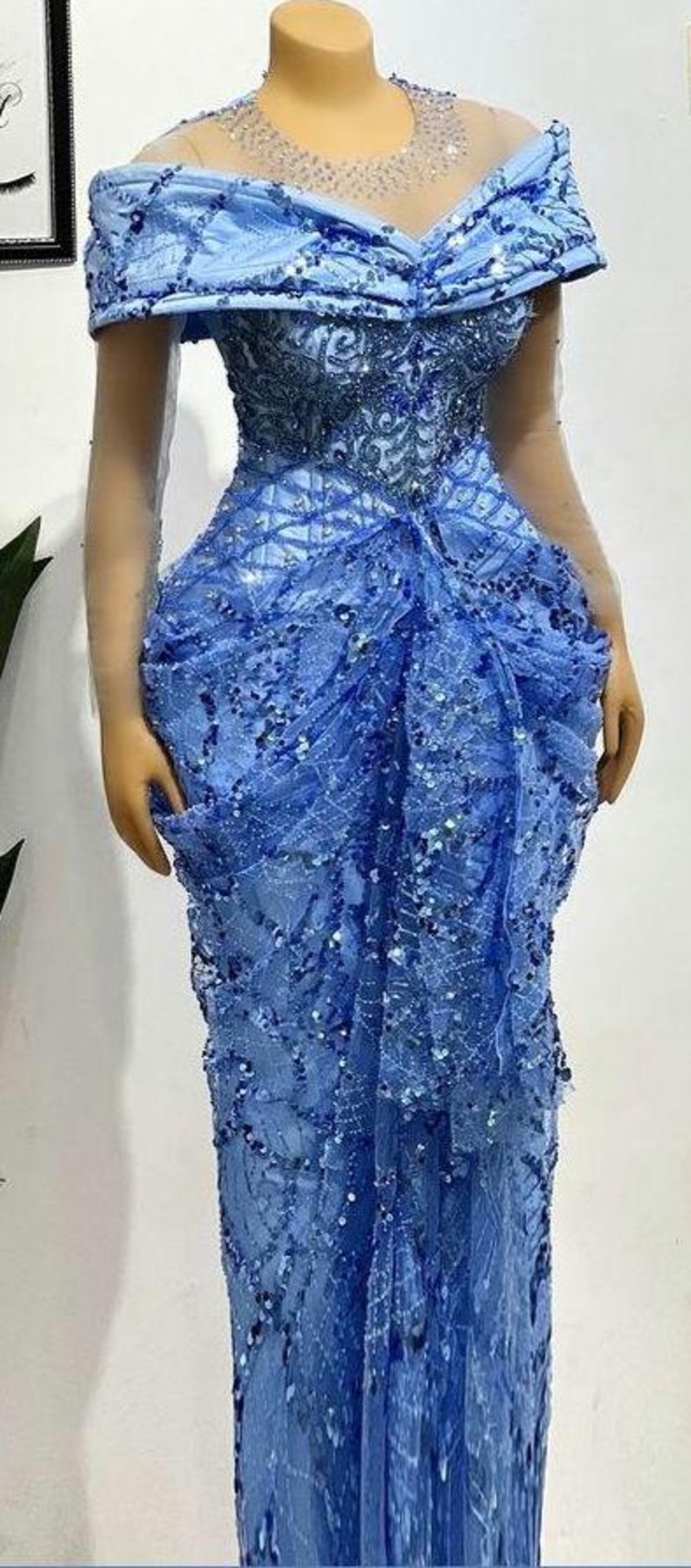 African Brides Traditional Outfit, Nigerian Brides Traditional Outfit ...