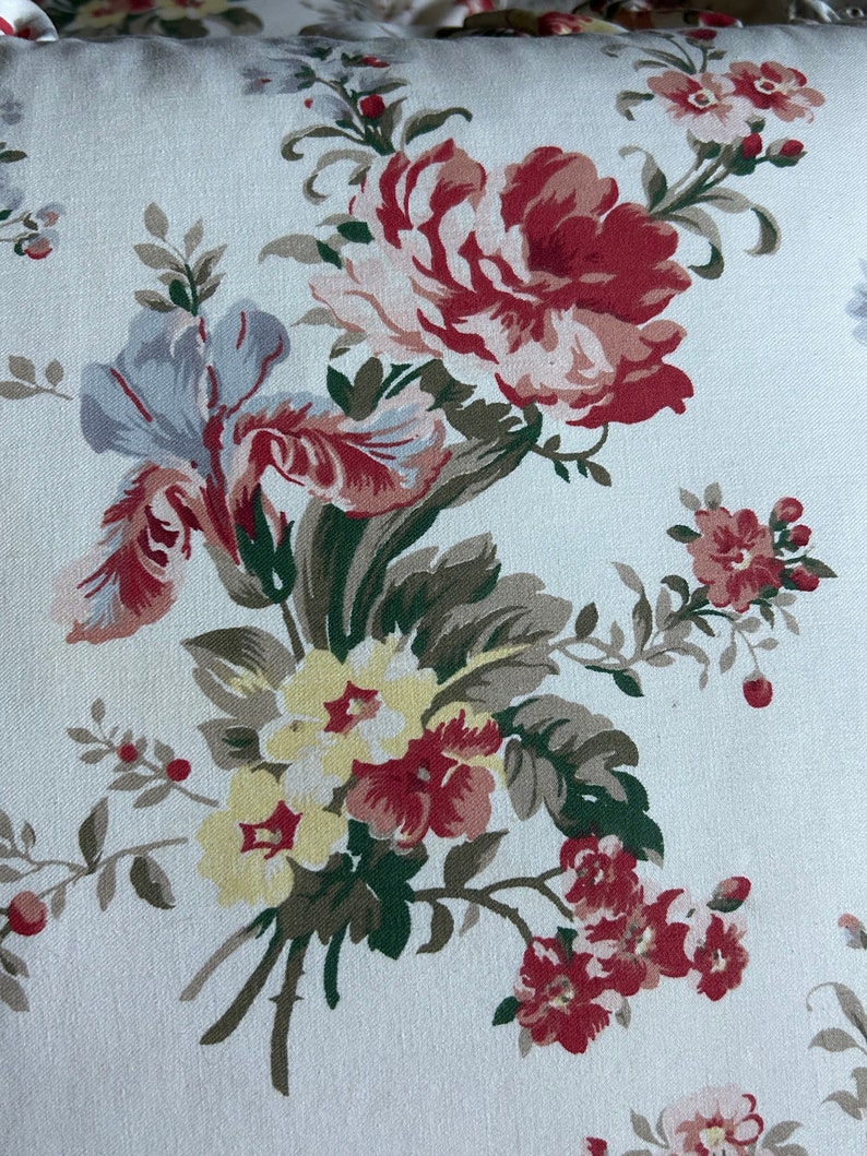 Vintage Ralph Lauren Petticoat Ruffled Floral Pillows Pair of 20” With ...