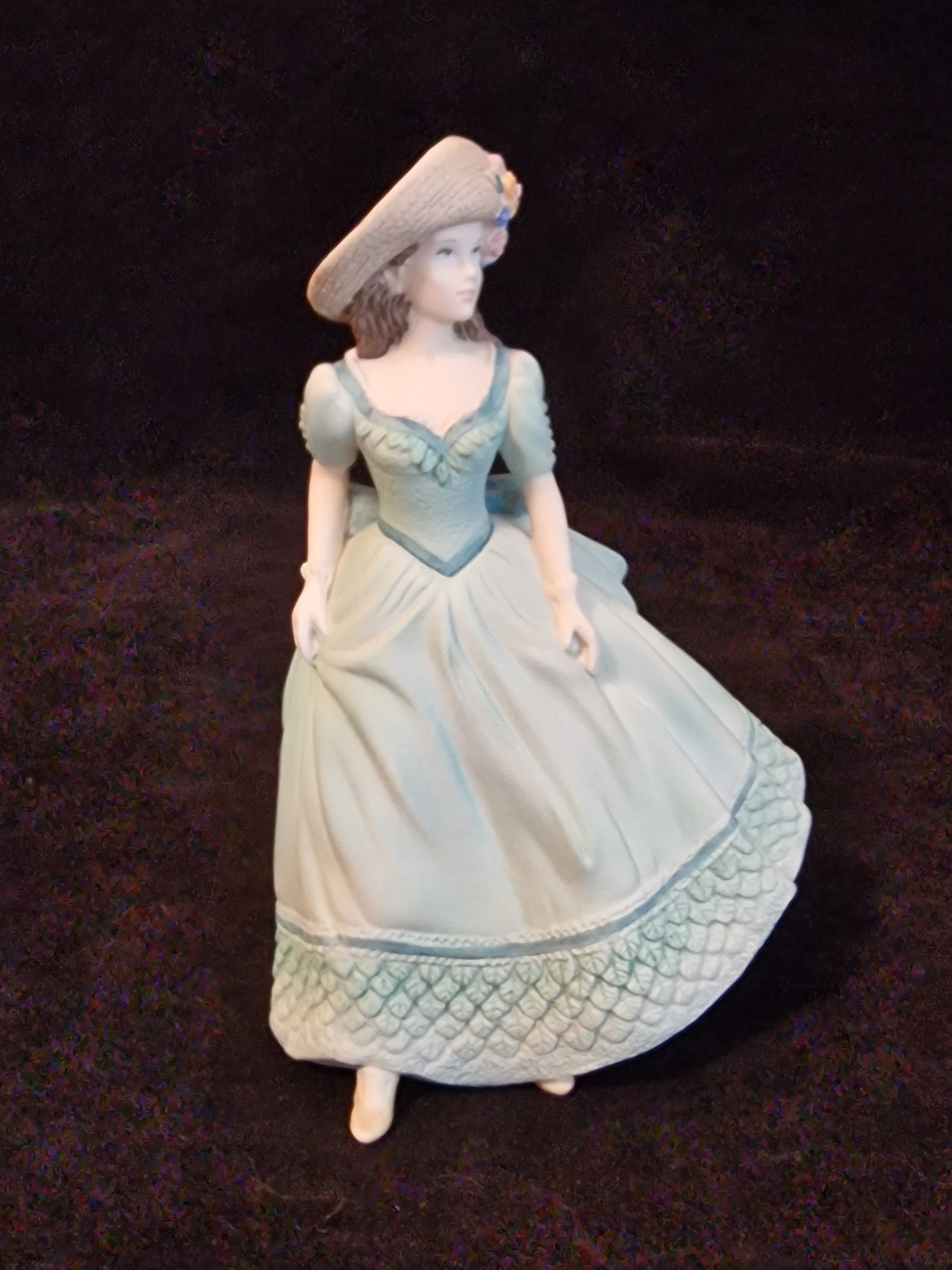 Vintage Coalport Porcelain Figurine Angela From the Beau - Etsy