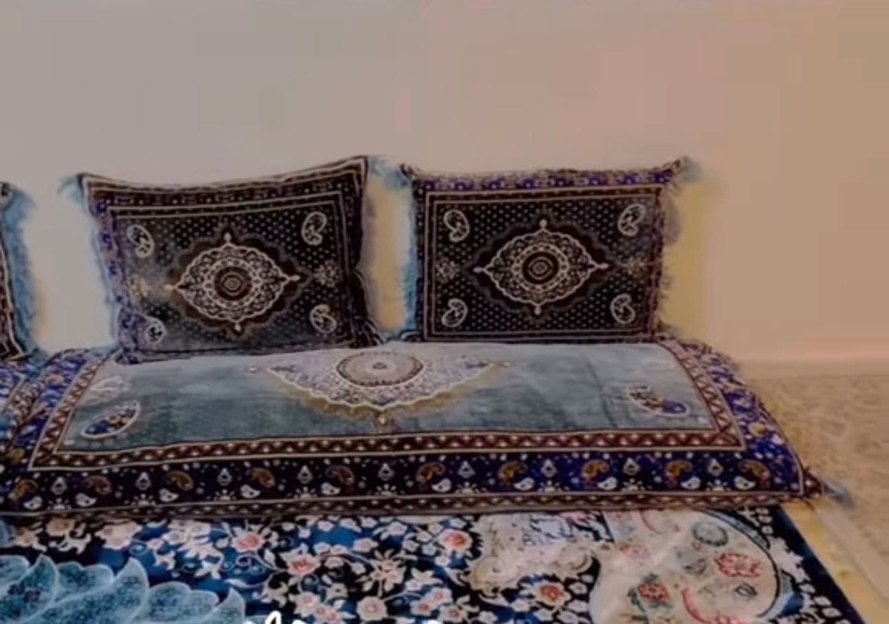 Afghan Toshak Covers, Majlis Jalsa Covers, Toshak and Pillows Covers ...