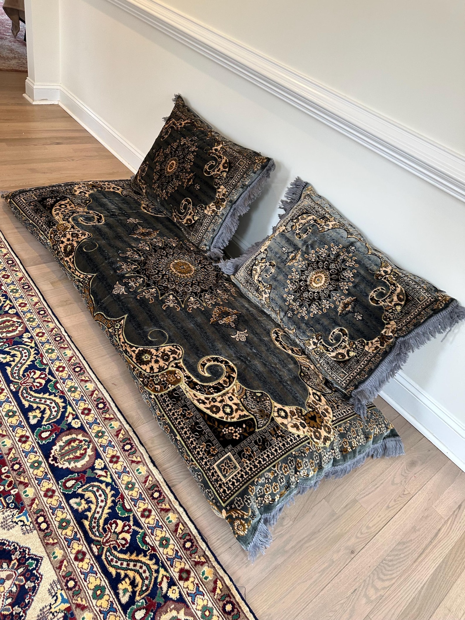 Afghan Toshak Covers, Majlis Jalsa Covers, Toshak and Pillows Covers ...