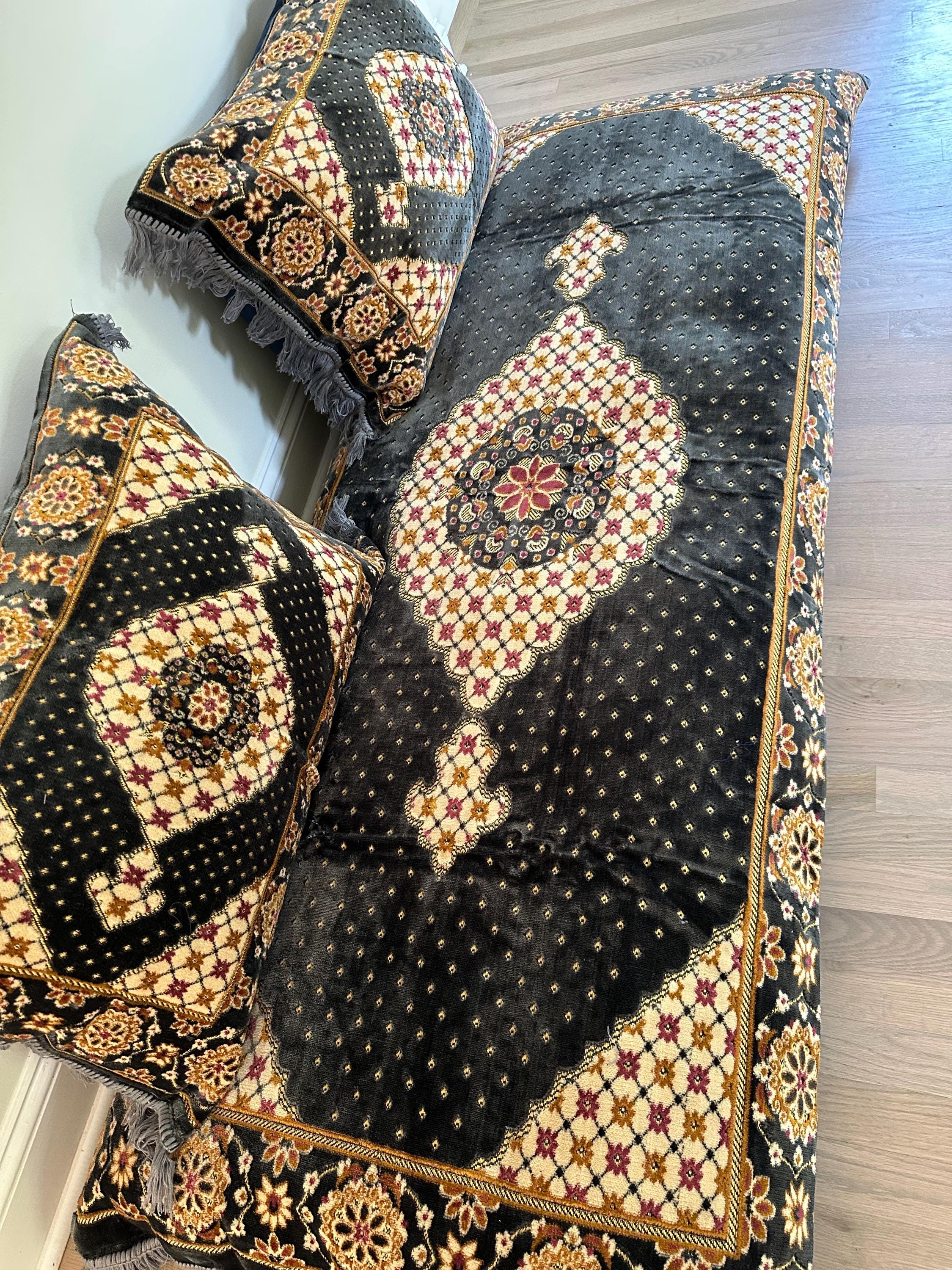 Afghan Toshak Covers, Majlis Jalsa Covers, Toshak and Pillows Covers ...