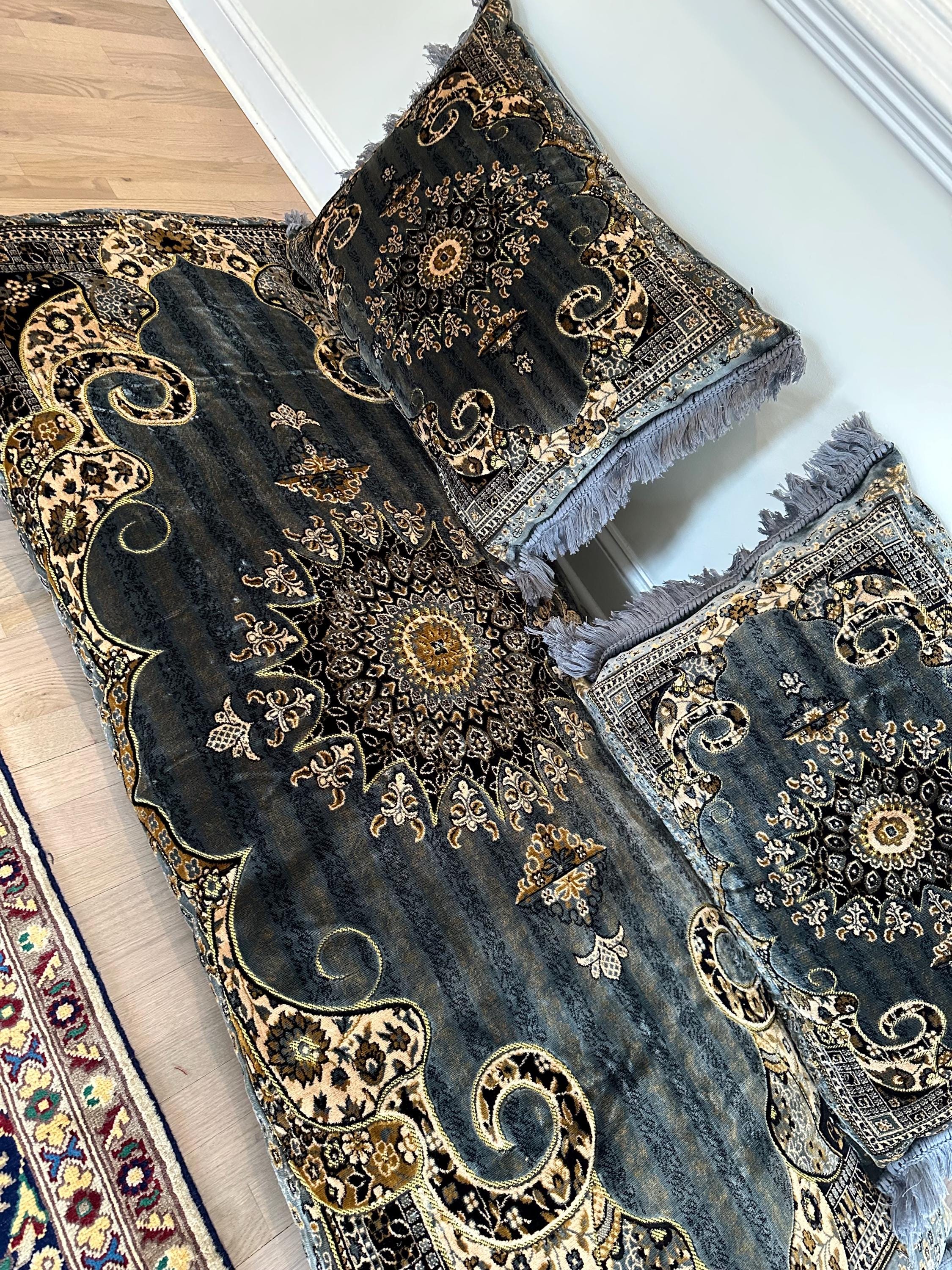 Afghan Toshak Covers, Majlis Jalsa Covers, Toshak and Pillows Covers ...