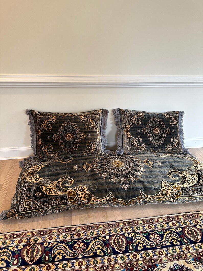 Afghan Toshak Covers, Majlis Jalsa Covers, Toshak and Pillows Covers ...