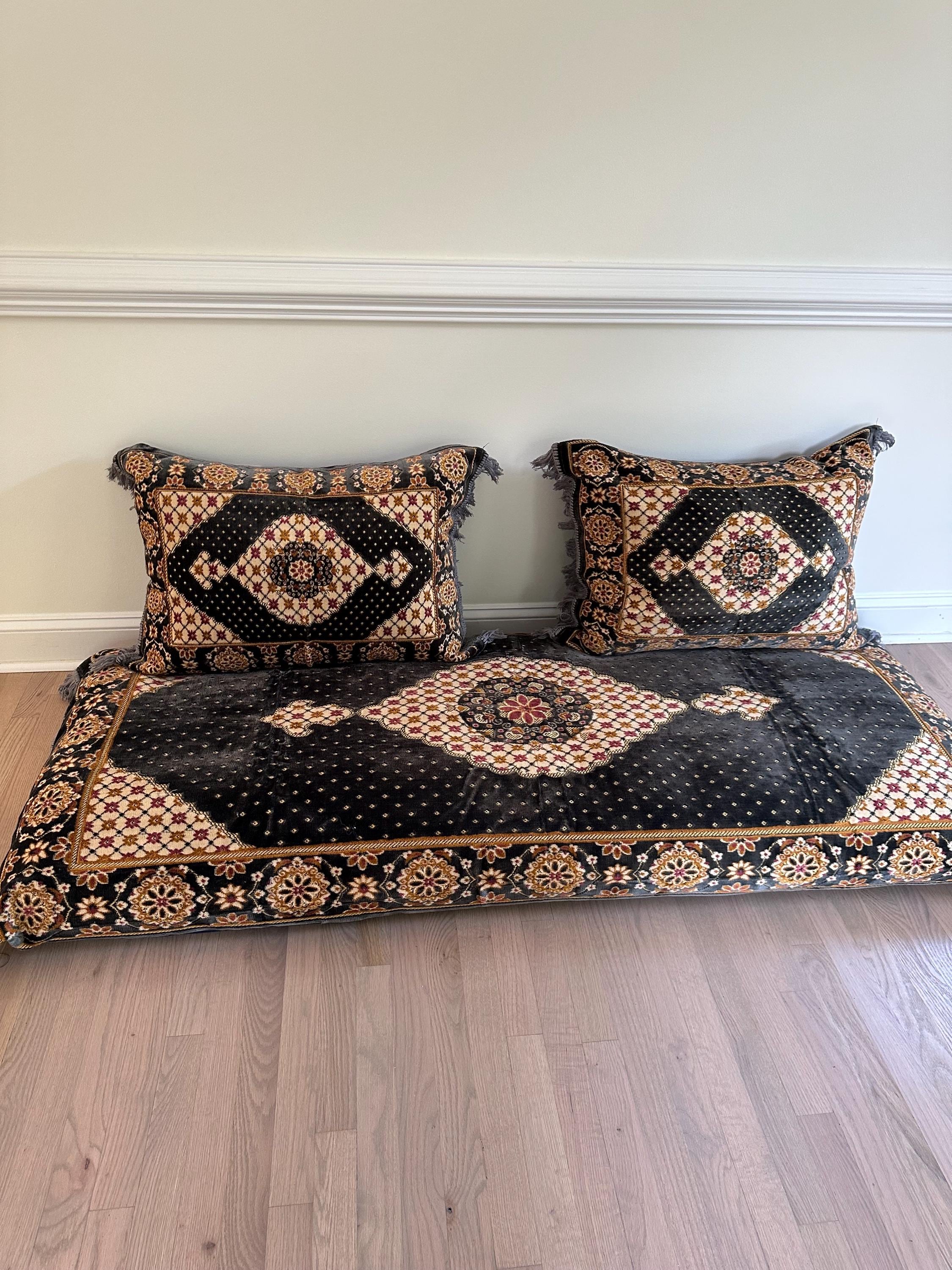 Afghan Toshak Covers, Majlis Jalsa Covers, Toshak and Pillows Covers ...