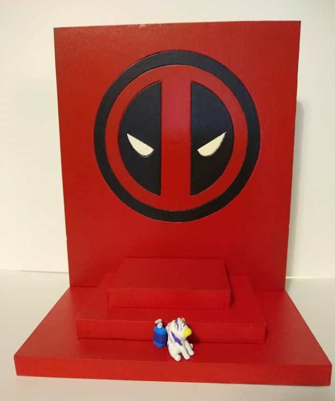 Marvel - Action Figure Stand Diorama - Deadpool - Etsy