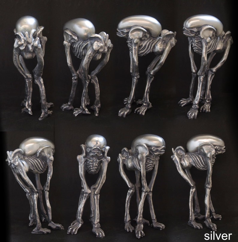 H.R. Giger Bambi Alien Sculpture Resin Surrealism AVP Warrior - Etsy